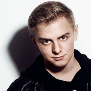 INTERVIEW: Chicago Synth-Punks Pixel Grip on their Debut LP Heavy ...