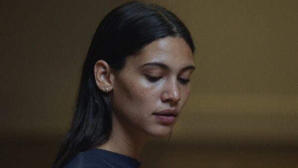 INTERVIEW: Alaska Reid Goes Solo on Big Bunny EP – Audiofemme