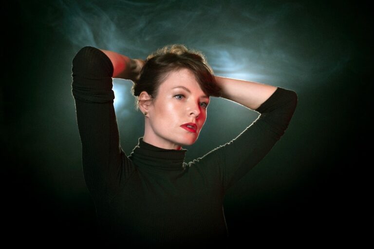 Jorja Chalmers Follows Sophomore LP Midnight Train with Sexy, Sax-y ...